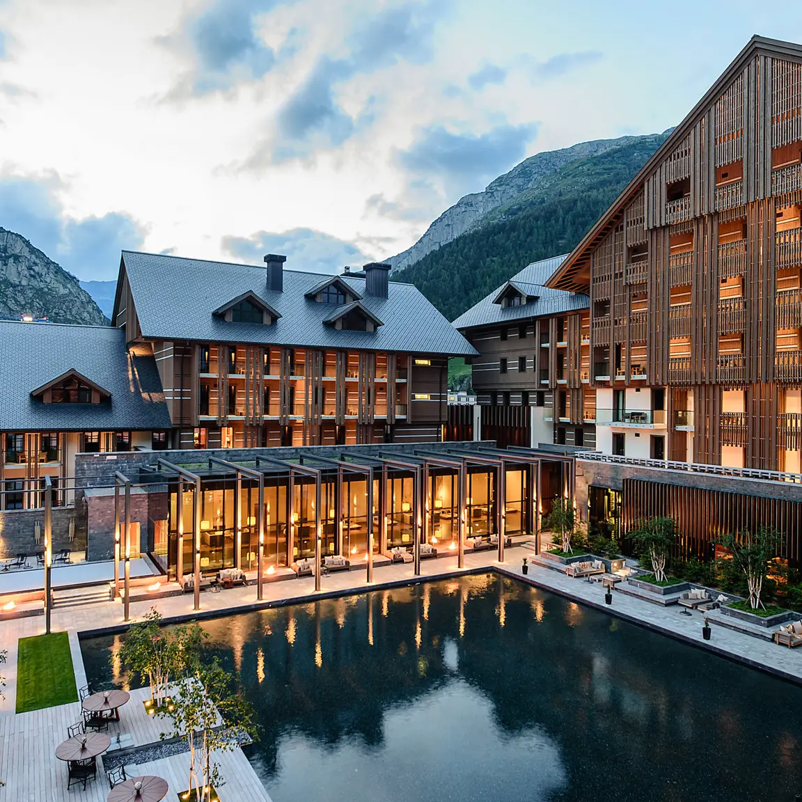 Swiss Deluxe Hotels – the most exclusive 5-star hotels in Switzerland