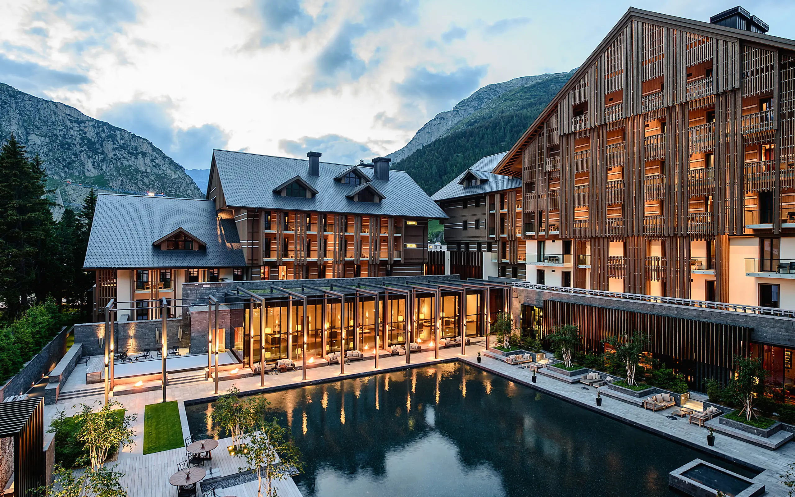 Swiss Deluxe Hotels – the most exclusive 5-star hotels in Switzerland