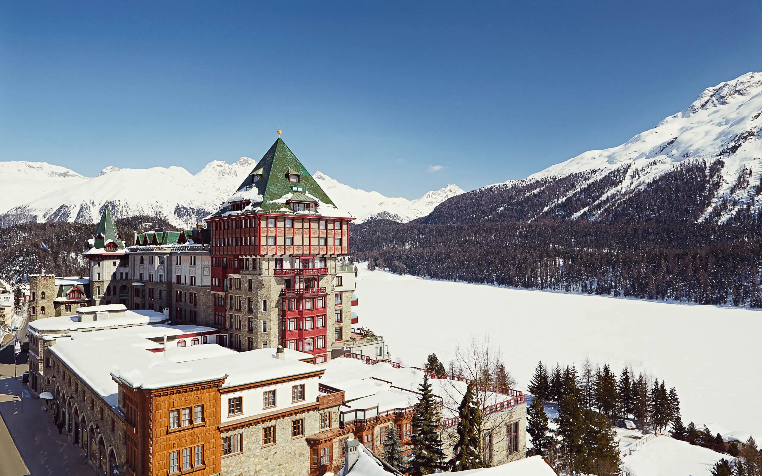 Swiss Deluxe Hotels – the most exclusive 5-star hotels in Switzerland