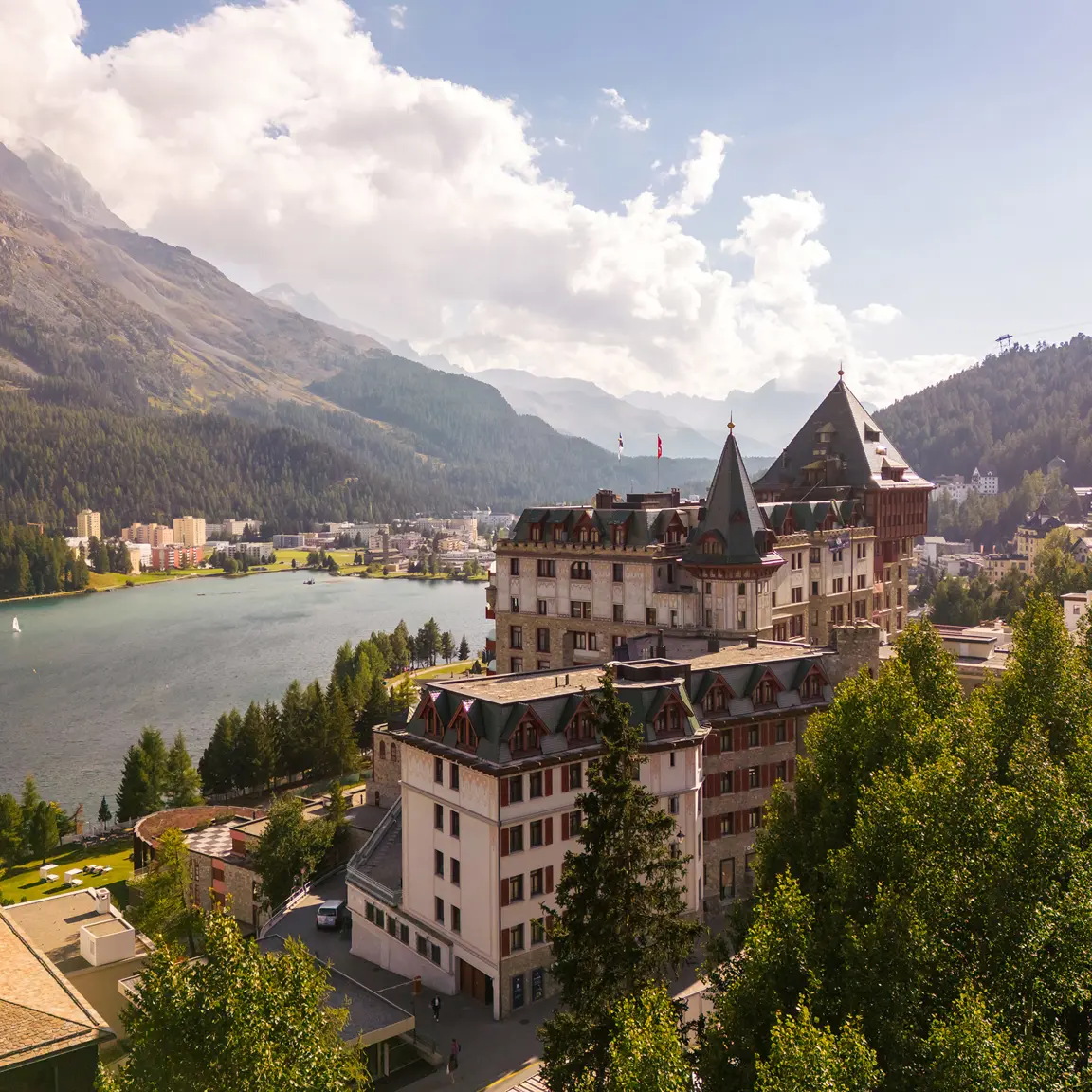 Swiss Deluxe Hotels – the most exclusive 5-star hotels in Switzerland